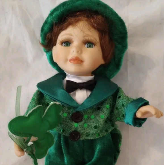 Dan Dee | Holiday | Dan Dee Irish Boy Doll | Poshmark
